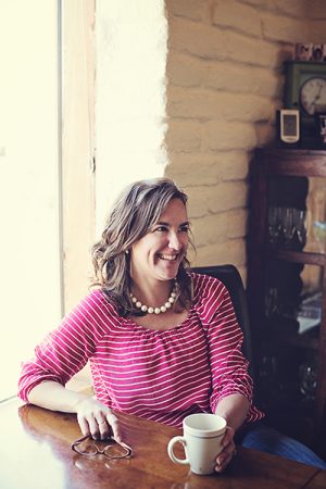 Book review of Between Breaths - Readers' Favorite: Book Reviews and ...